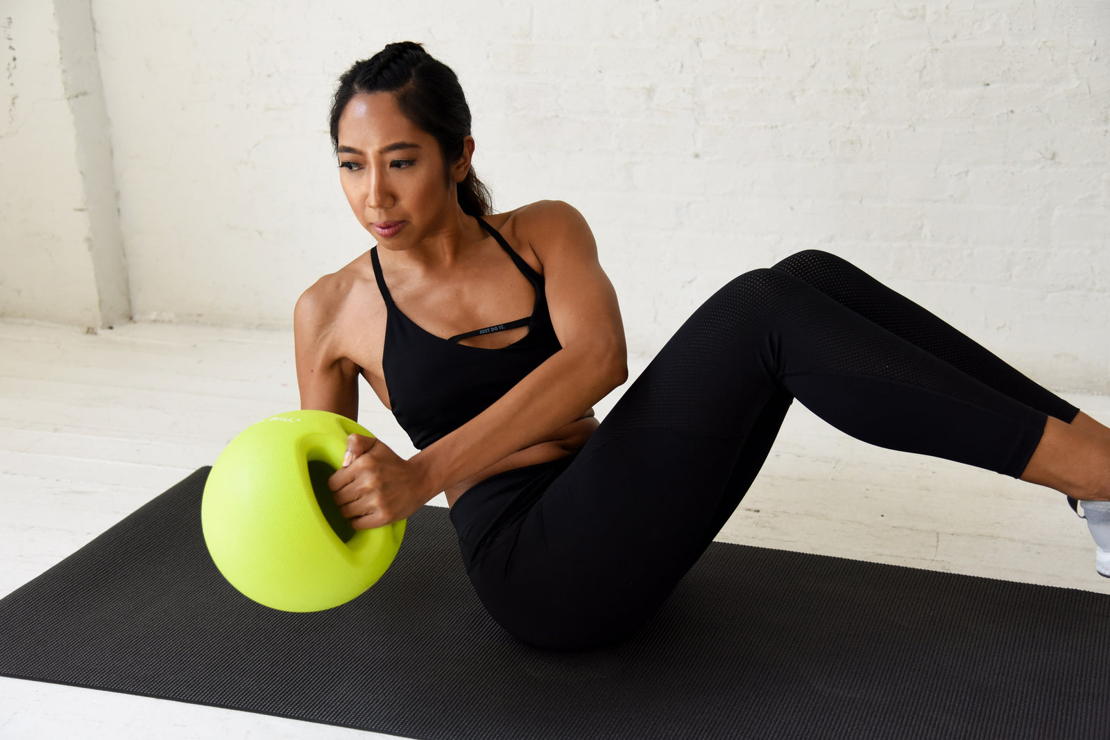 SYMMETRY BALL® – SMART BODY